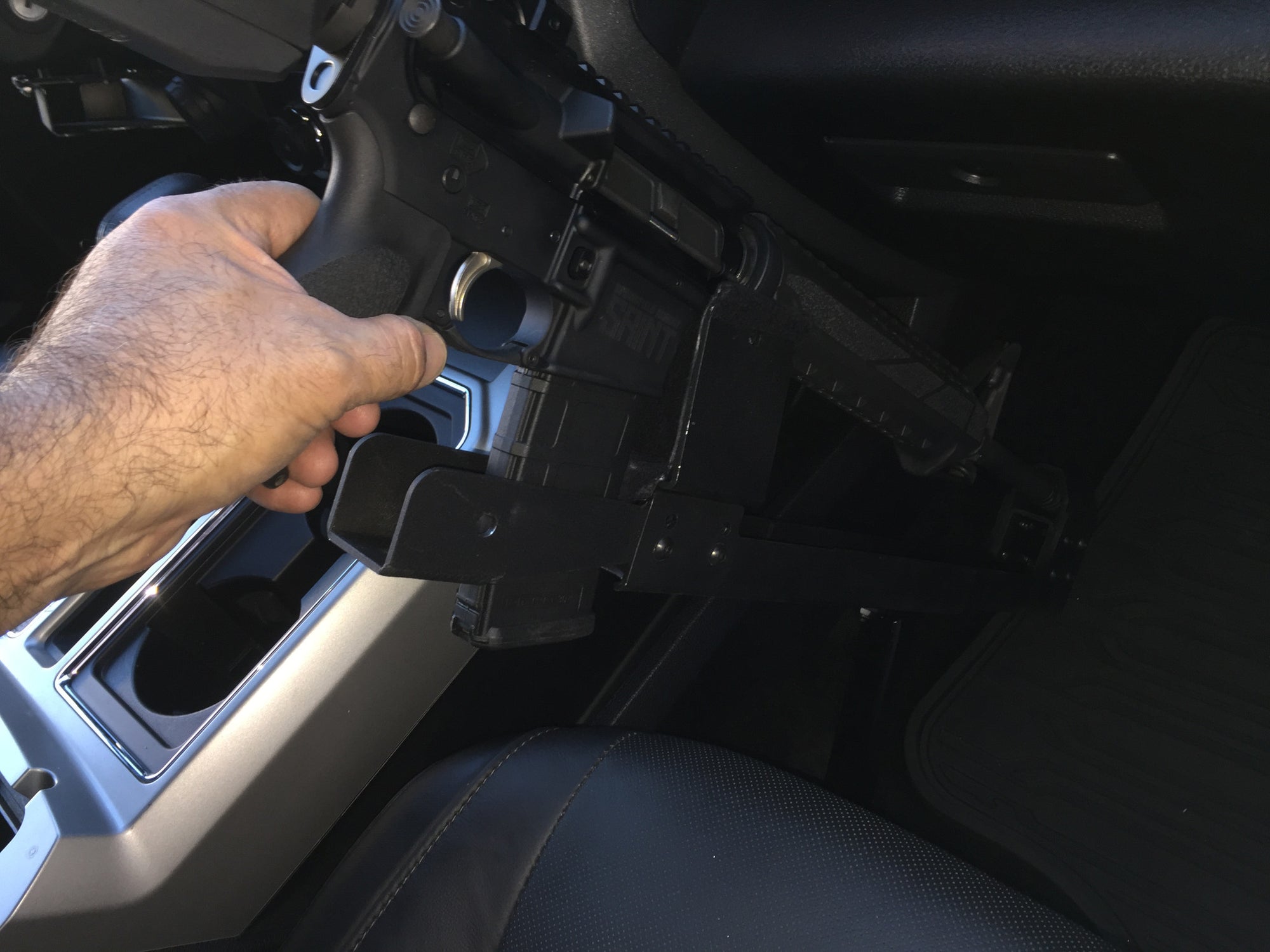 Locking AR-15 Vehicle Mount - GunMount