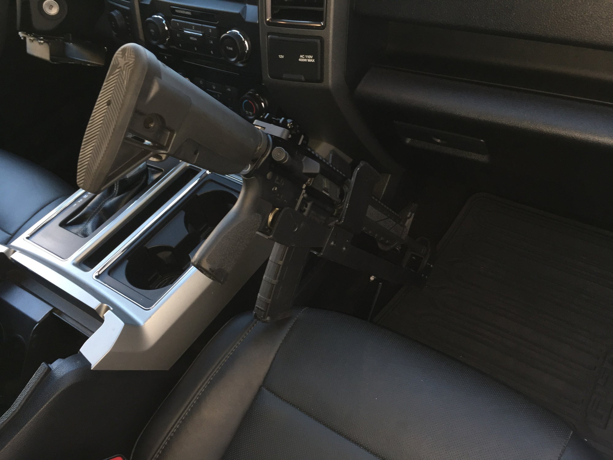 Locking AR-15 Vehicle Mount - GunMount