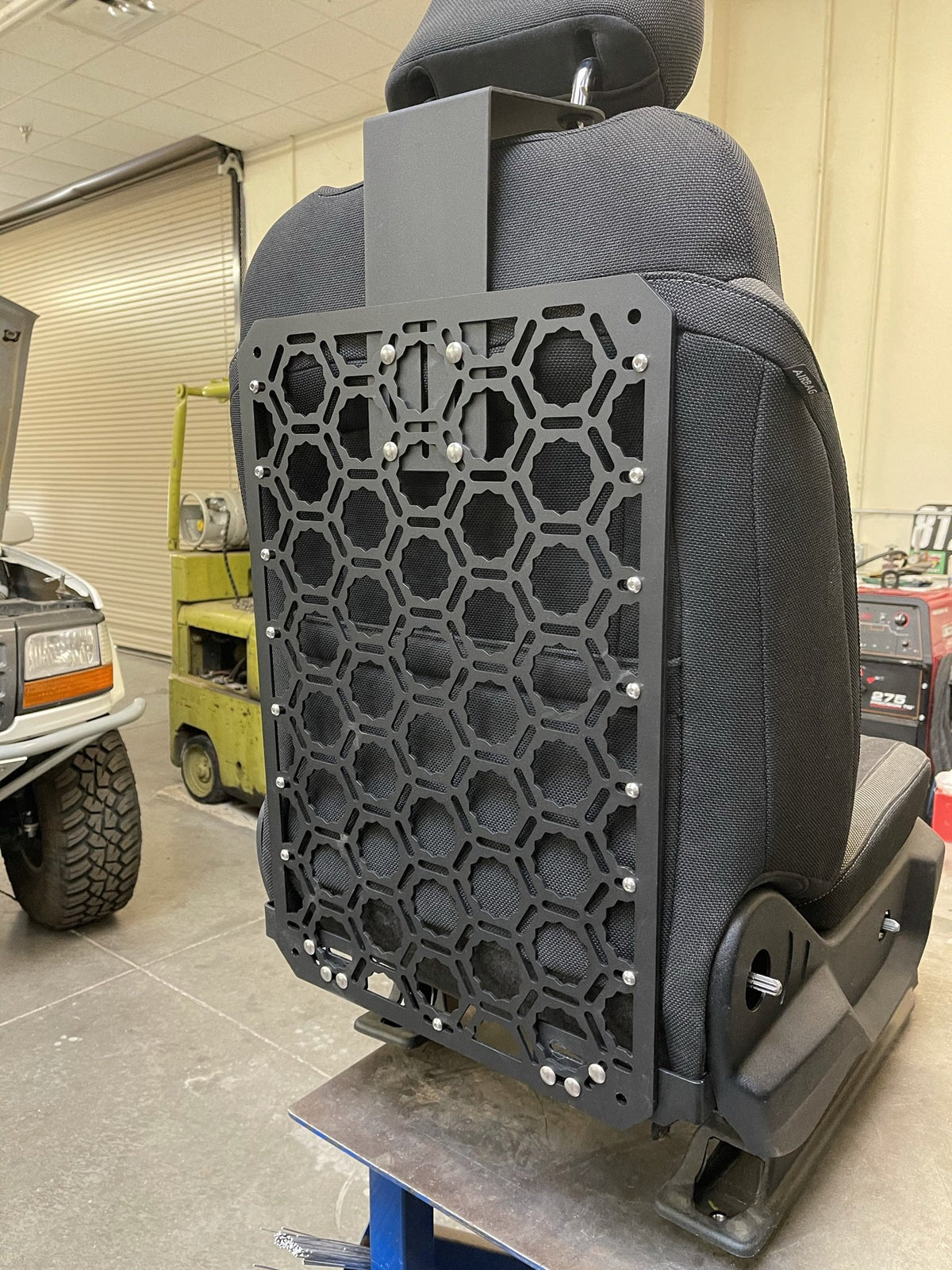 Adapt-a-panel Secure Head Rest Mount kit for 16 x 24 panel mount kit f ...